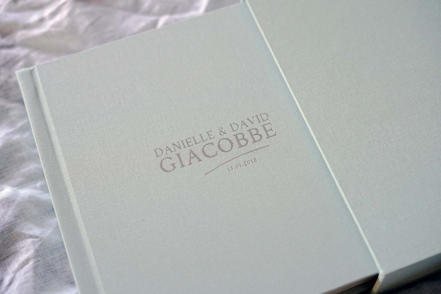 Top 15 Essential Questions To Ask About Wedding Albums